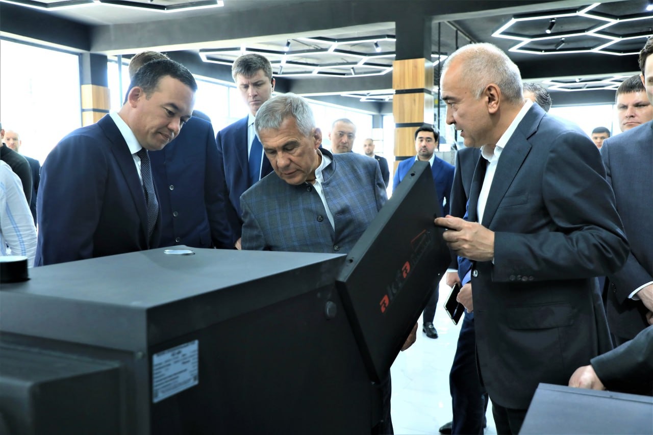 Tatariston delegatsiyasi “Termiz xalqaro savdo markazi” bilan tanishdi