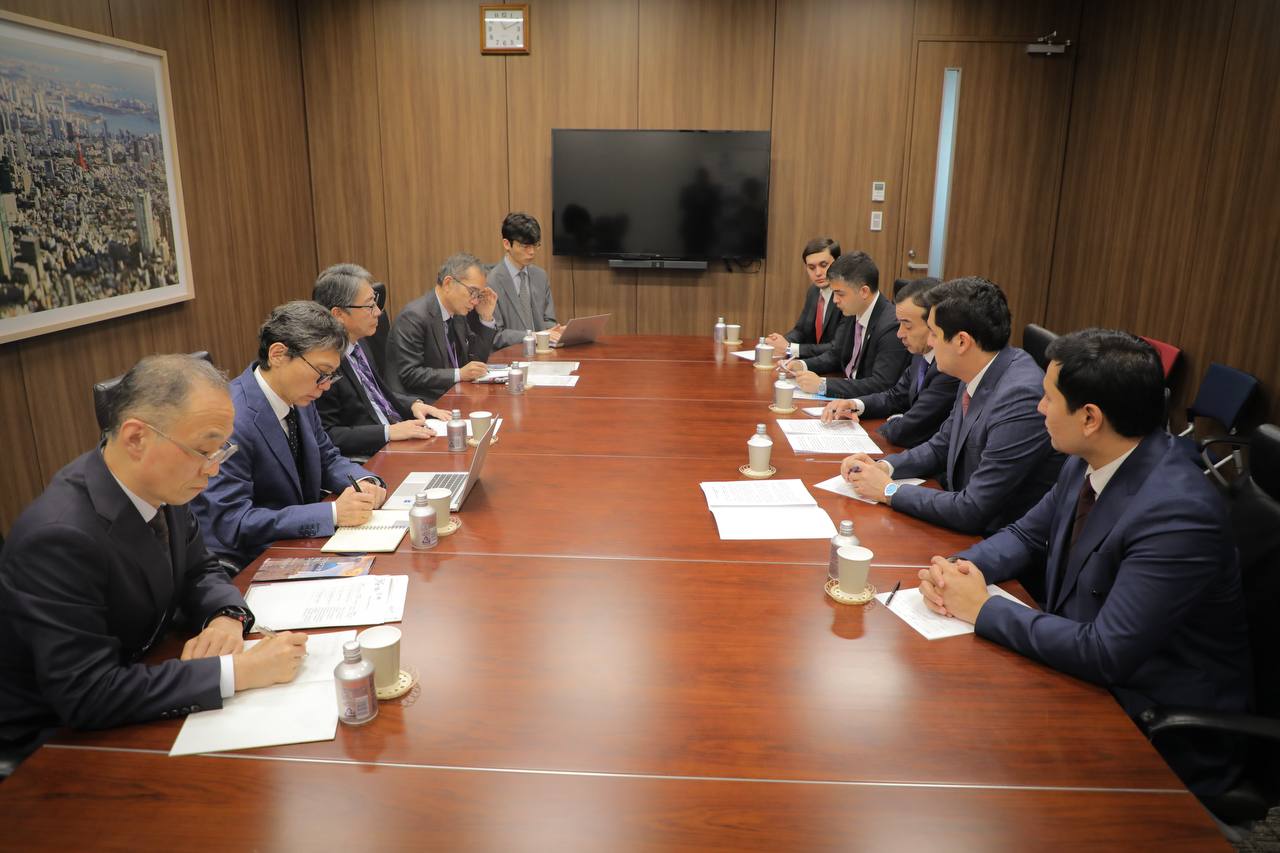 Tokioda O‘zbekiston Respublikasi madaniyat vaziri Ozodbek Nazarbekov ...