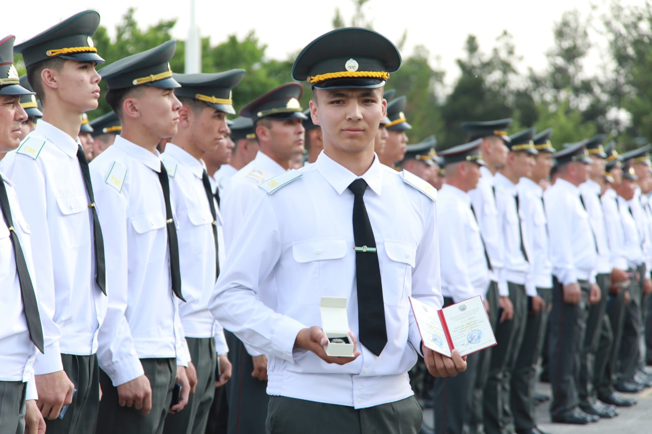 Farg‘ona “Temurbeklar maktabi”da navbatdagi bitiruvchilar katta hayotga ...