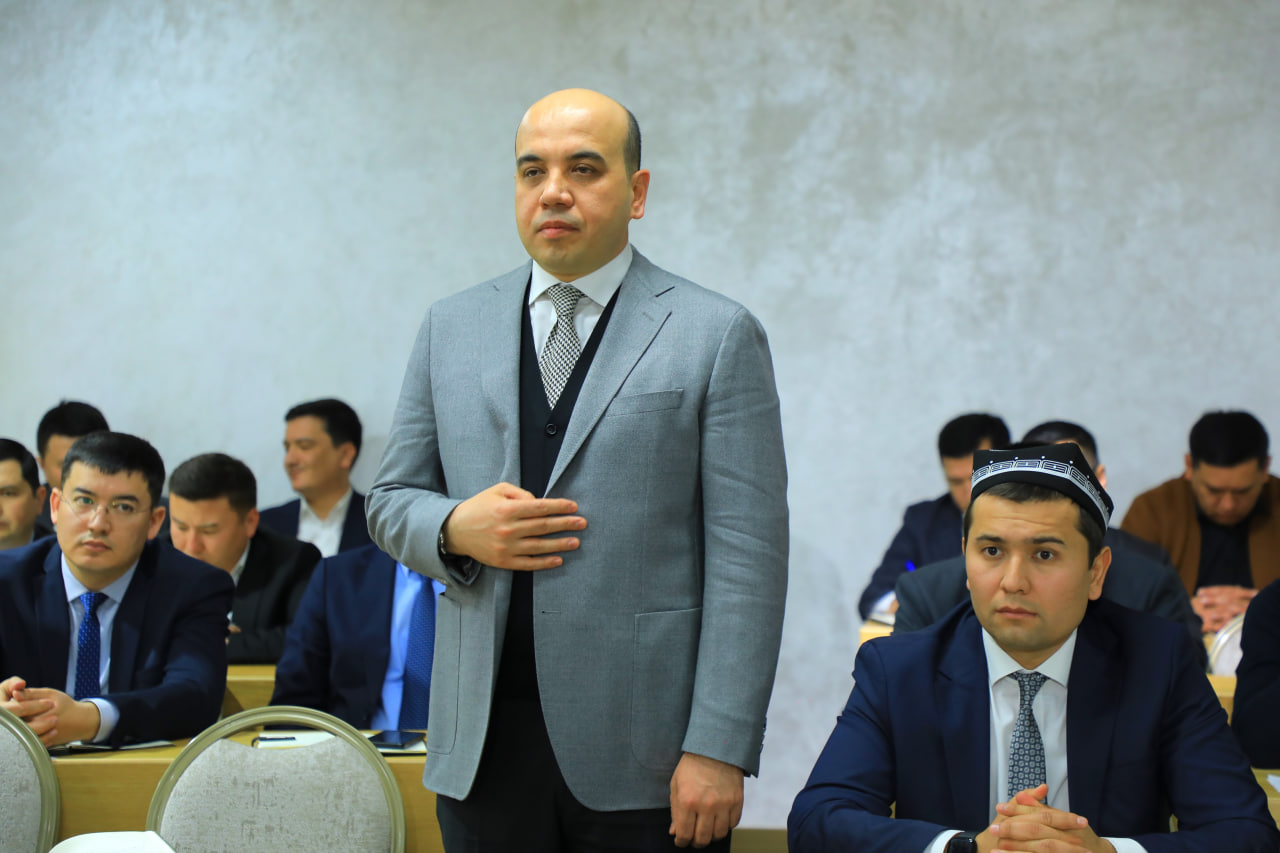 Vazir Ozodbek Nazarbekov boshchiligida vazirlik tizimidagi ...