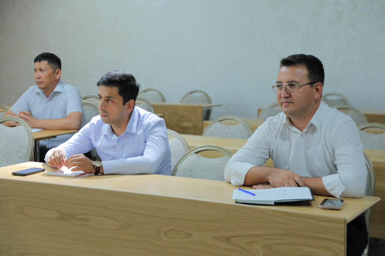 “Ijro.gov.uz” tizimi orqali nazoratga olingan hujjatlar ijrosi yuzasidan yig‘ilish bo‘lib o‘tdi