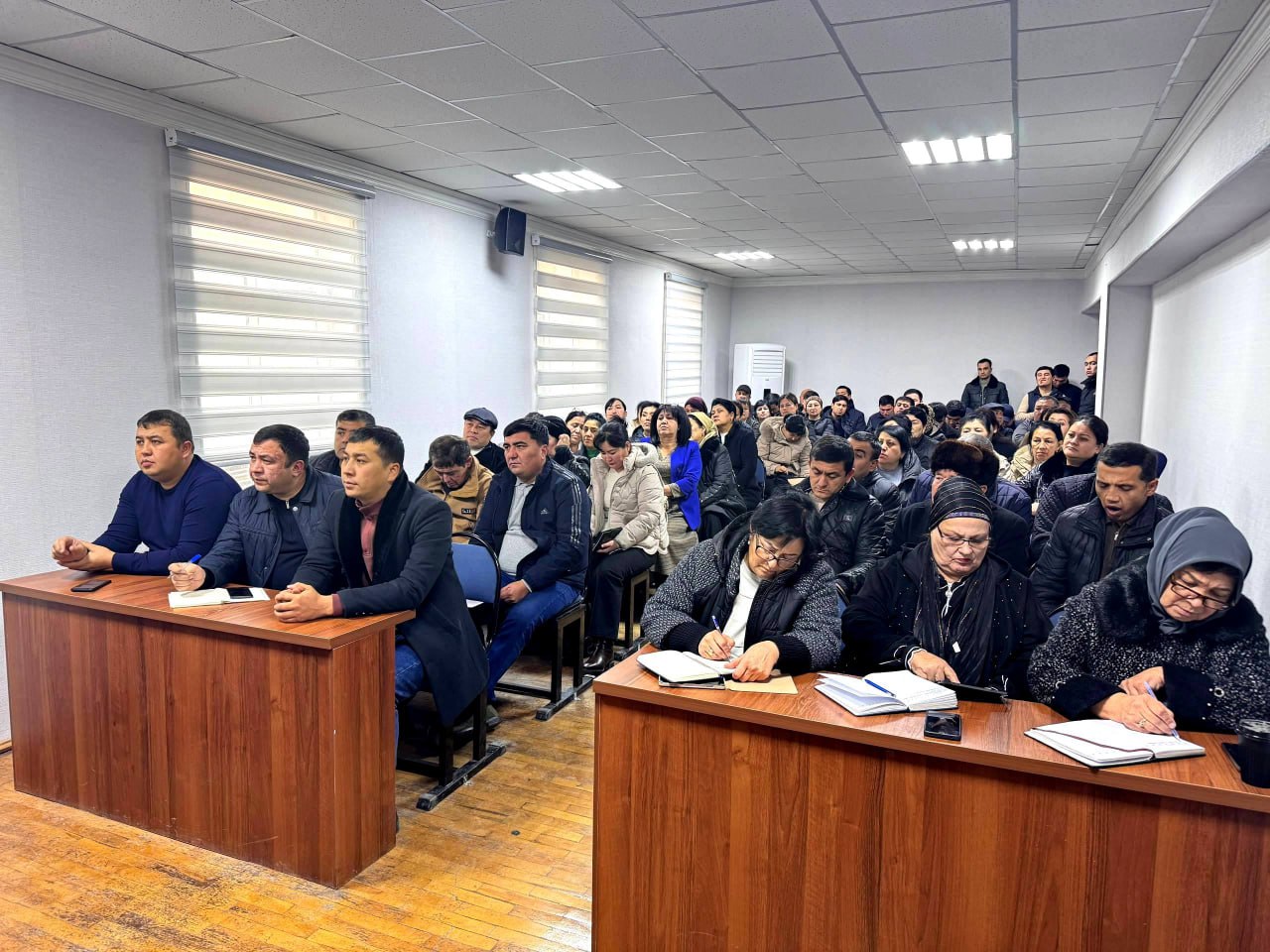 Ohangaron shahar mahalla yettiligi a’zolari uchun seminar tashkil etildi