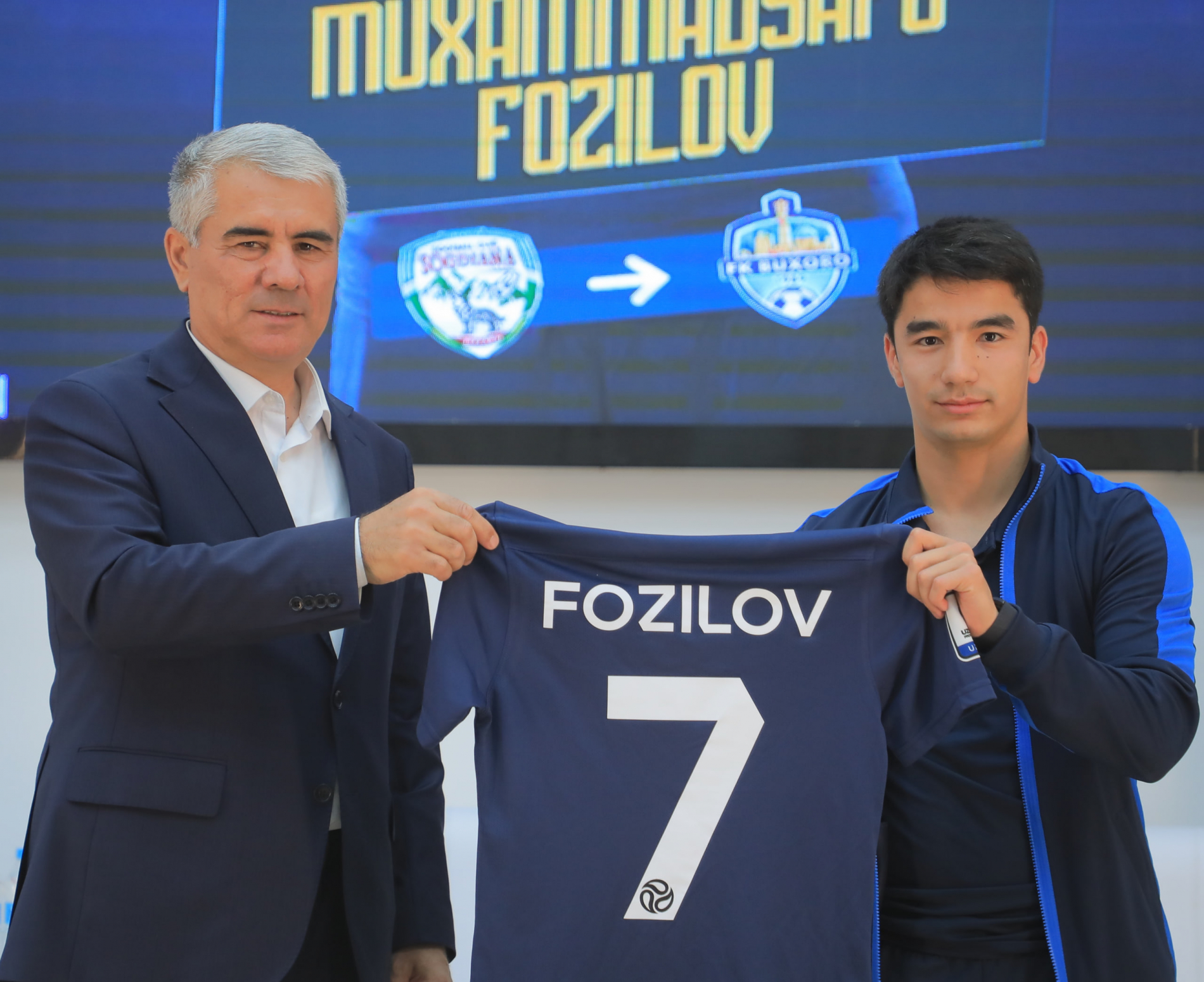 Futbol: “Buxoro” yangi futbolchilarni tanishtirdi